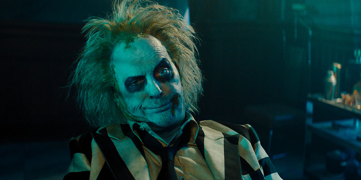 È polemica per un drink a 31 dollari a tema Beetlejuice Beetlejuice nei ...