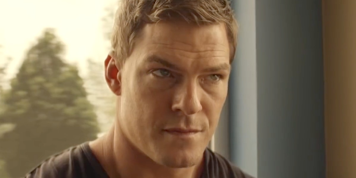 Reacher: Alan Ritchson parla del suo bipolarismo - BadTaste