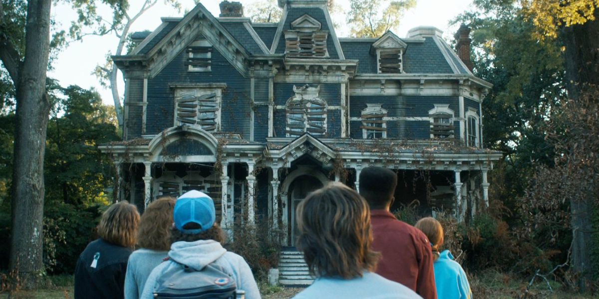 Stranger Things: Creel House, vista nella stagione 4, è in vendita ...