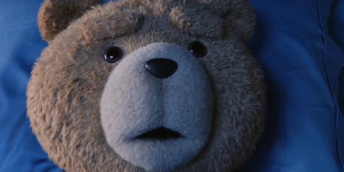Ted: il protagonista va al liceo nel trailer della serie ideata come ...