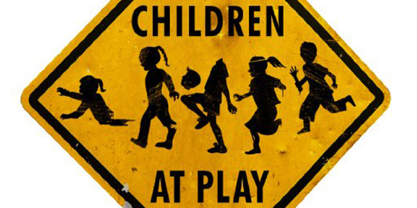 Cooties: Elijah Wood in lotta contro dei bambini zombie nel nuovo ...