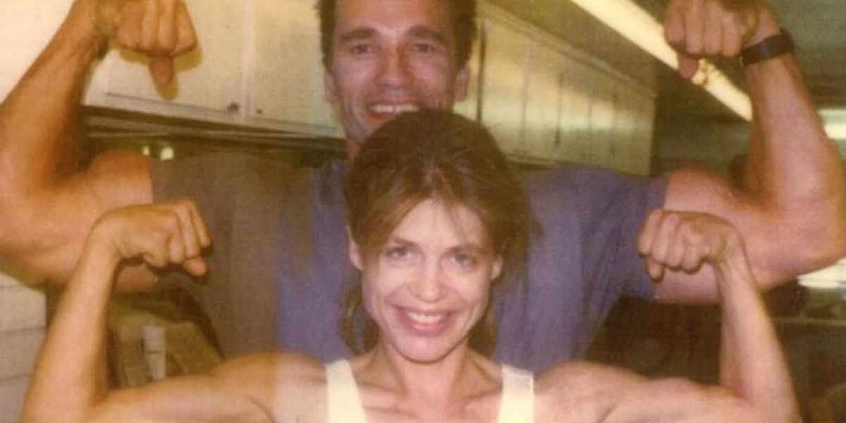 Arnold Schwarzenegger ricorda la prima volta che vide i muscoli di Linda Hamilton per Terminator ...